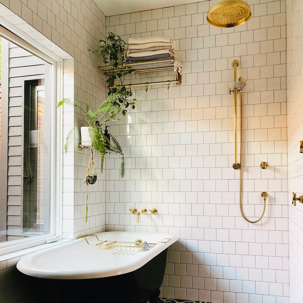 13 unique master bathroom walk-in shower tile ideas
