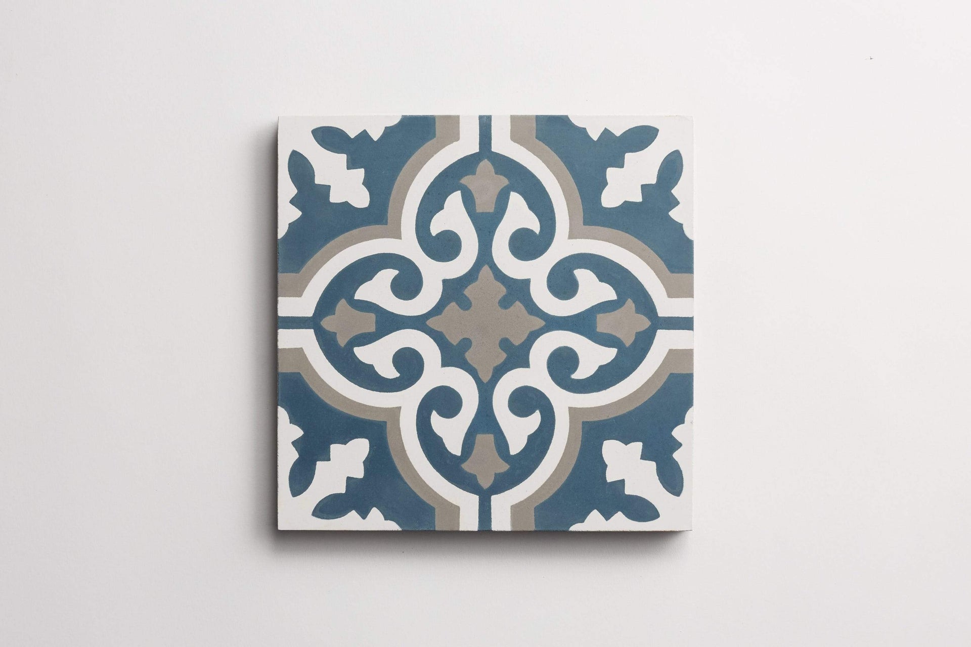 clé tile | cement | cigar shop | federal blue white metal