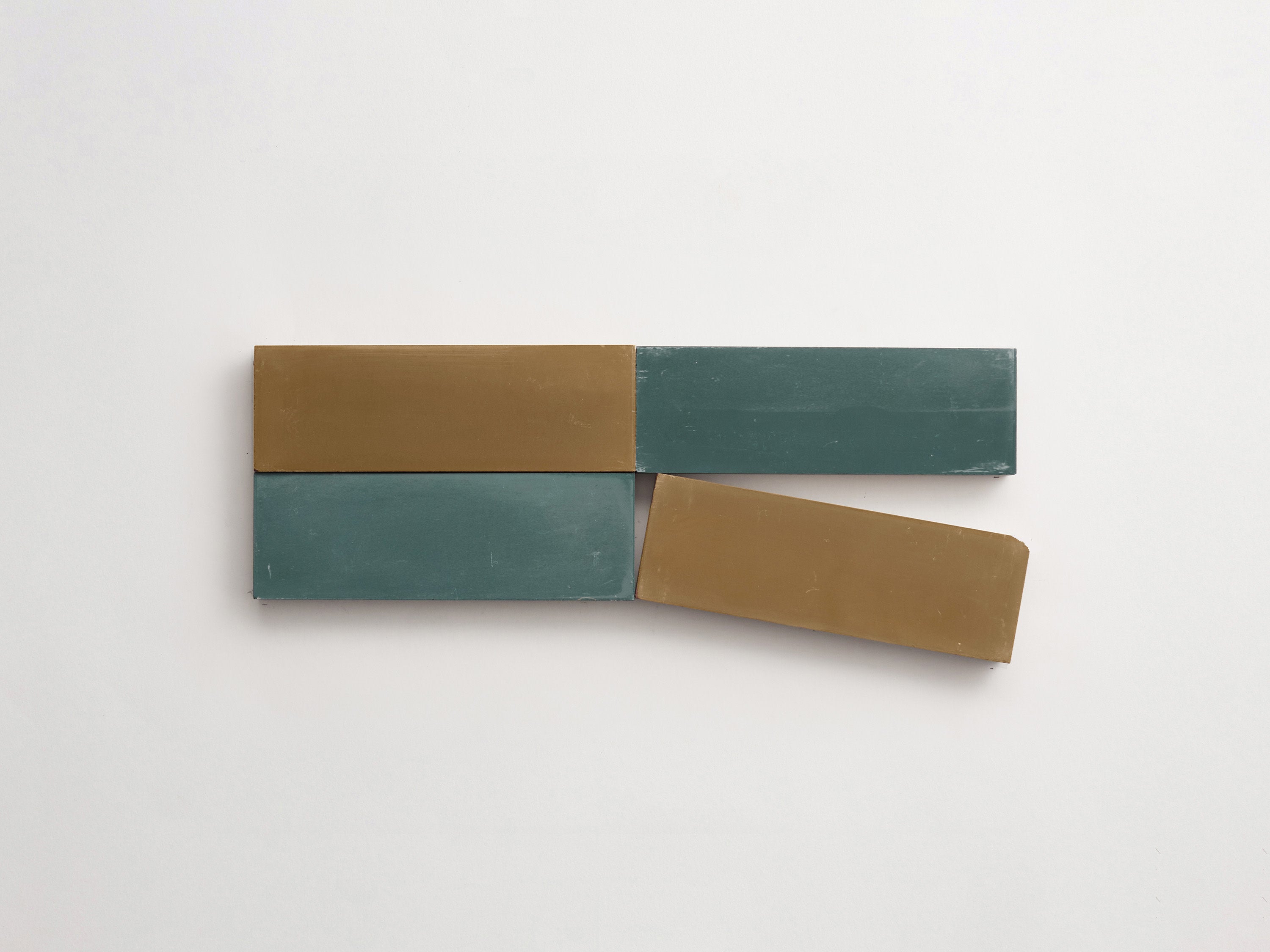 2x6 rectangle | green, brown | checkerboard cement tile | clé – clé tile
