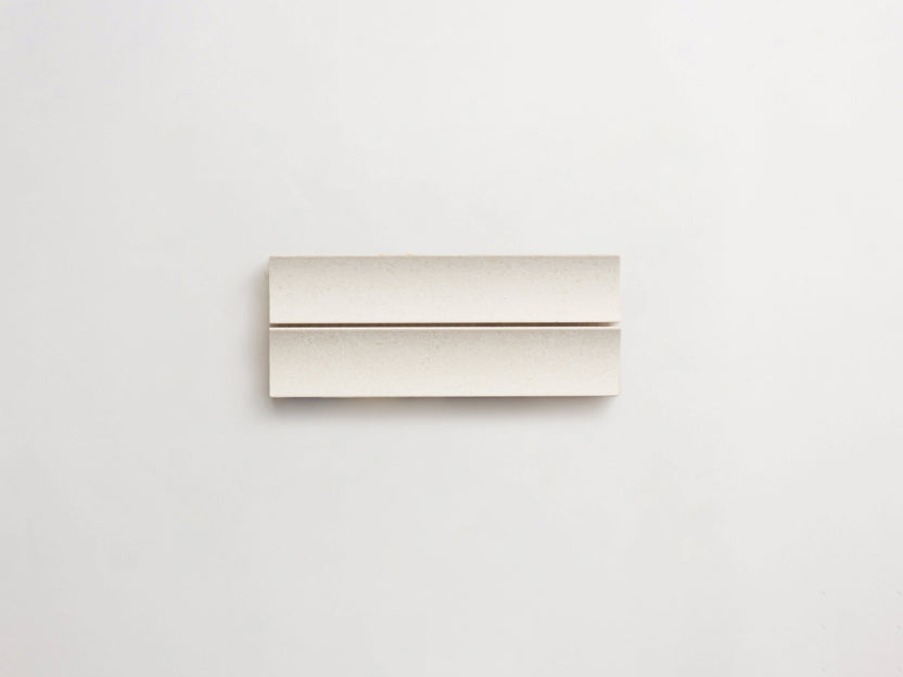 fluted white 3d-tile | limestone | etui petit lapidary | clé | clé tile