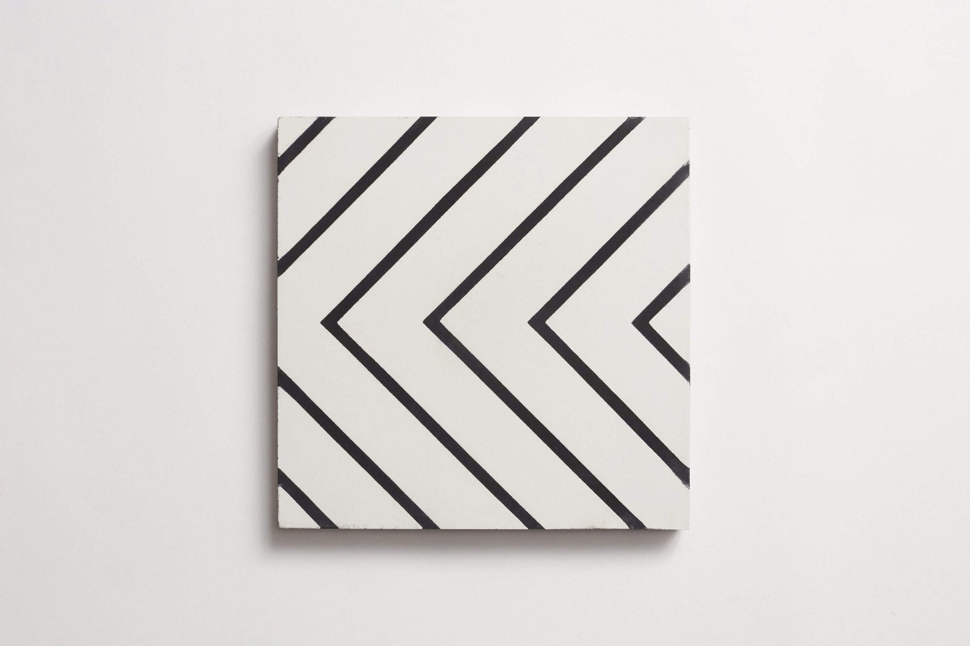 clé tile | concrete cement | zenith | pinstriped | white black