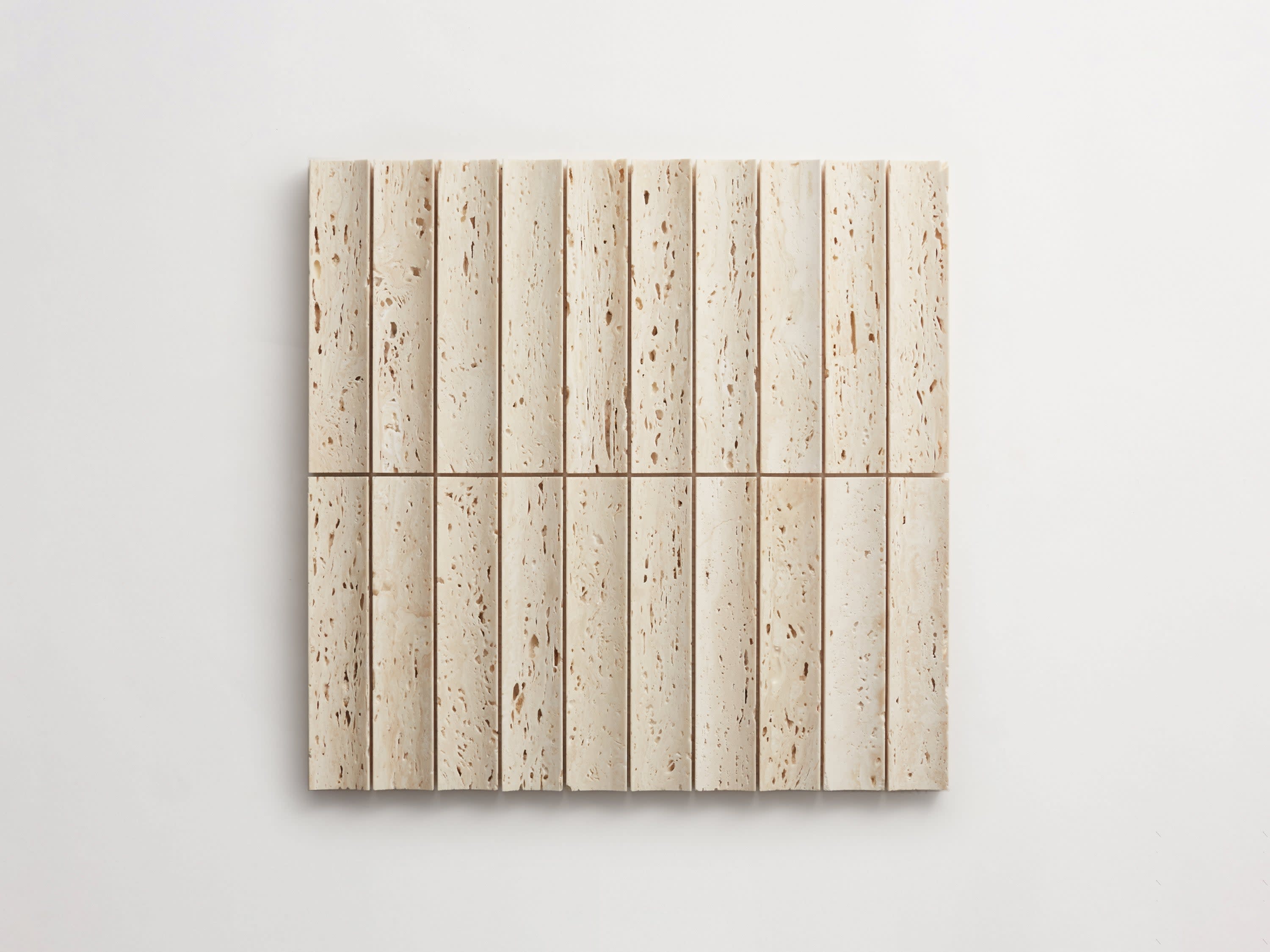 travertine | fluted 3d-wall tile | etui petit lapidary | clé