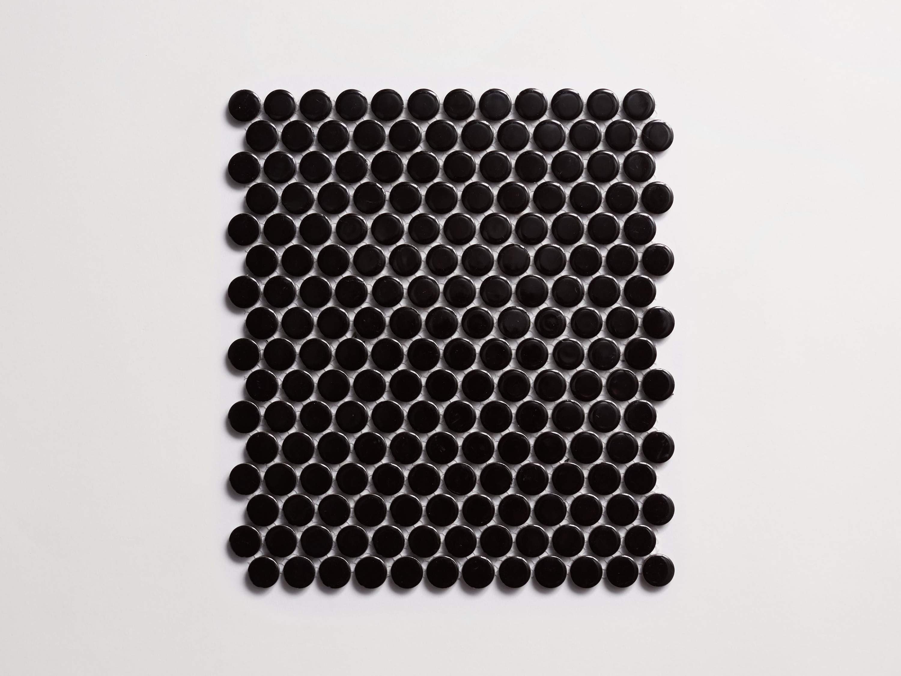 clé tile | ceramic | penny round | black | gloss